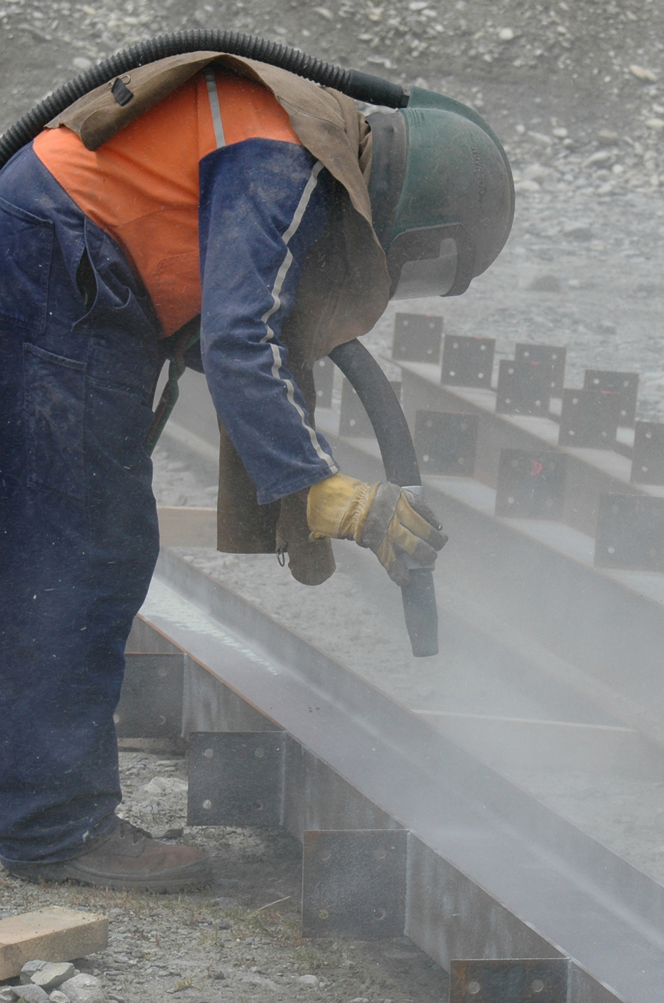 Sandblasters: Understanding Its Different Types | The Midcounty Post